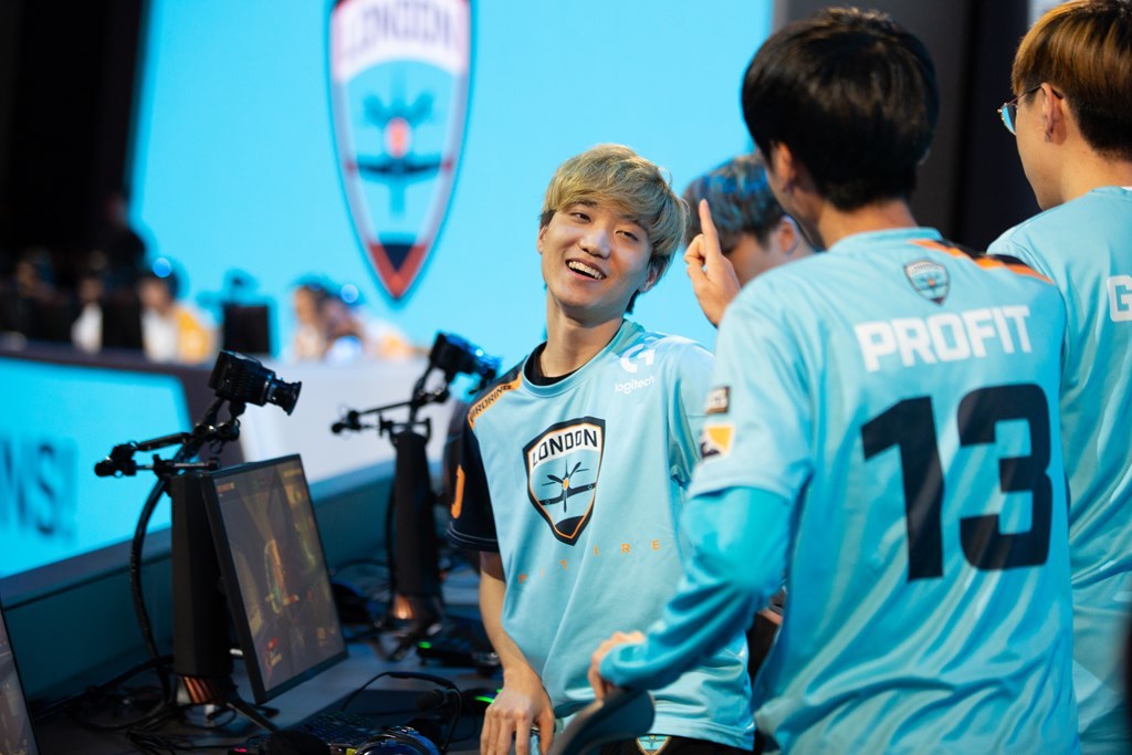 London Spitfire opsiger Birdring, Guard, Nus og andre - Overwatch ...