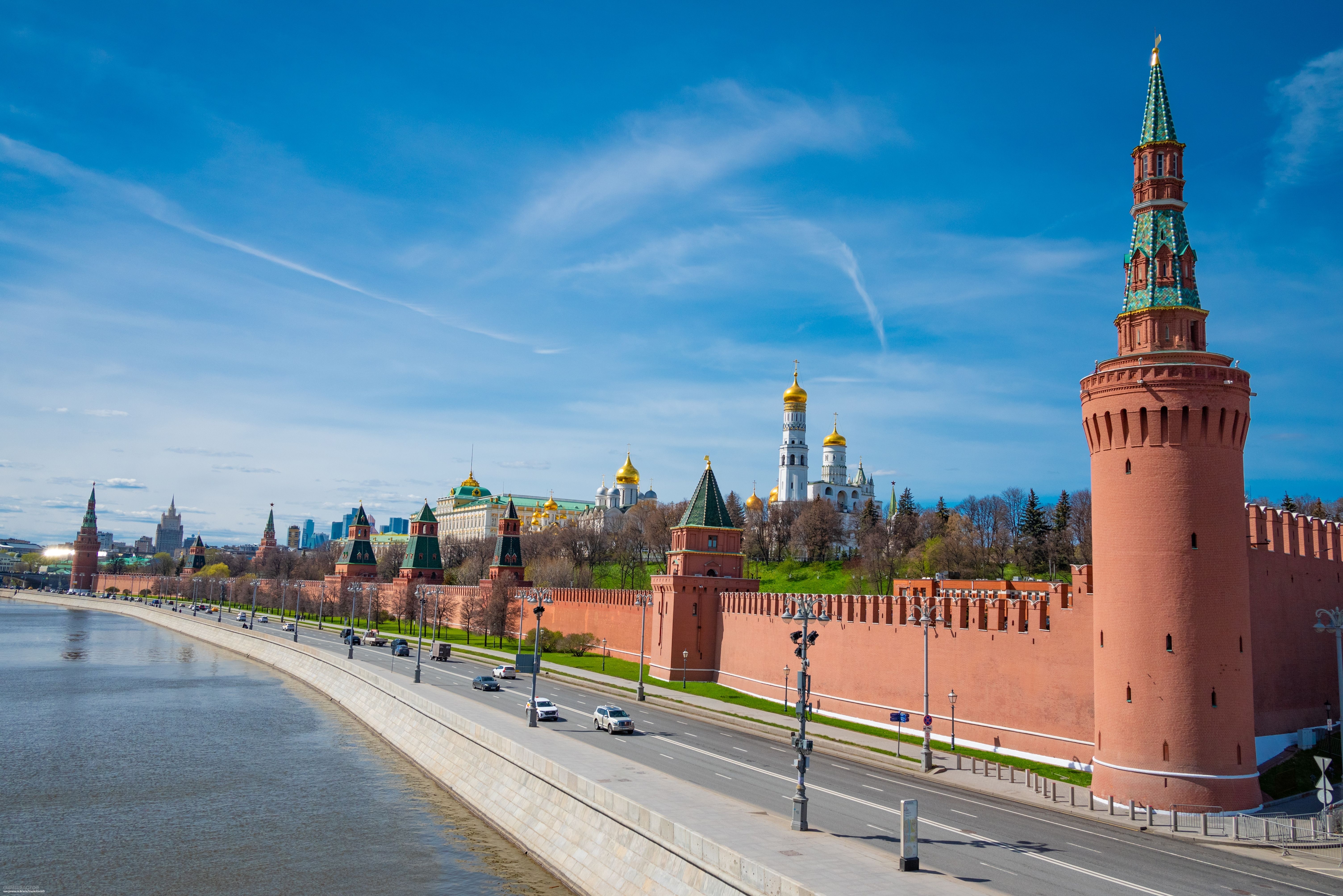 Rusland efterforsker en bilbombeeksplosion i Moskva og forberedelsen af ...