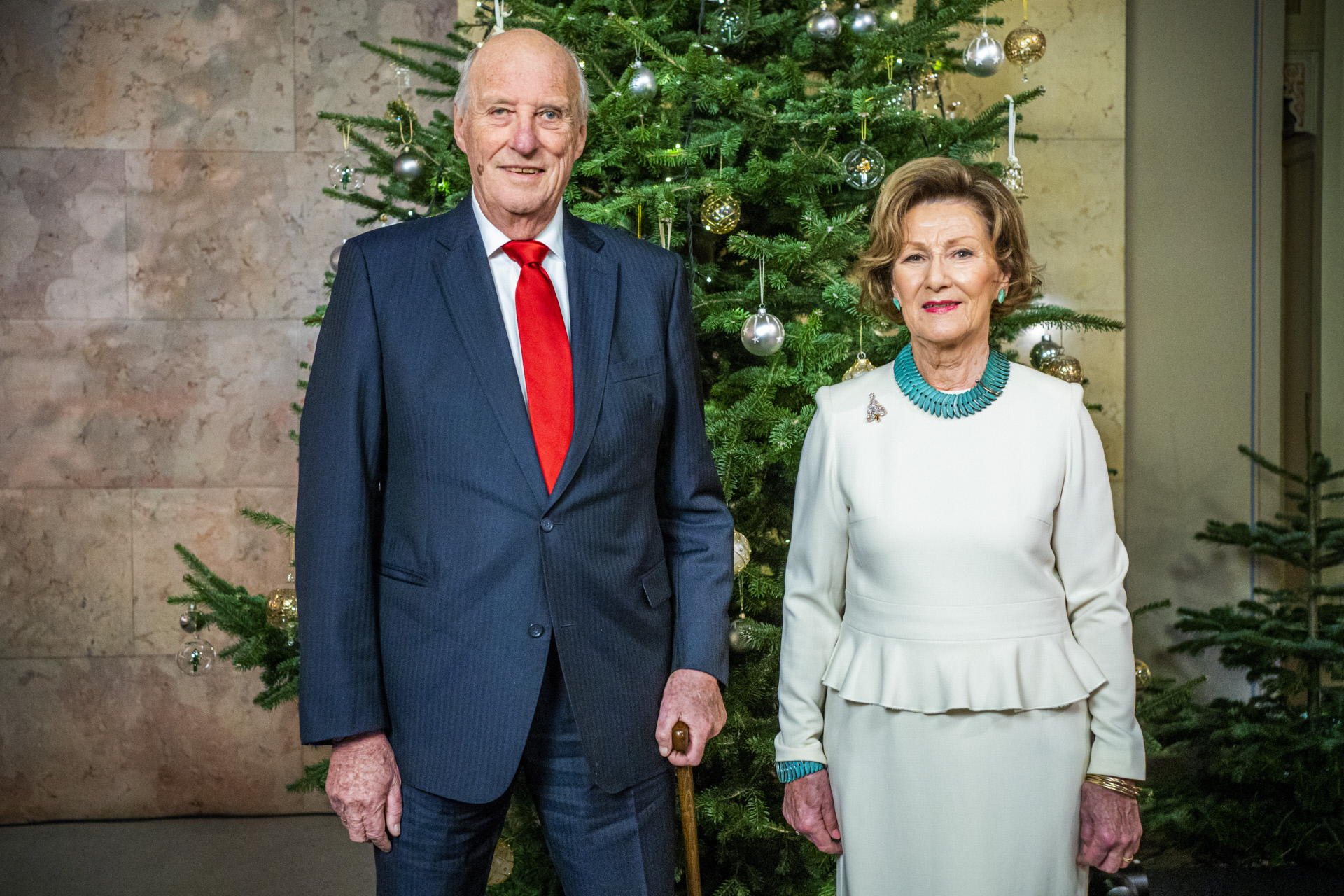 Norges konge Harald udskrives fra hospitalet i Spanien - - Gamereactor