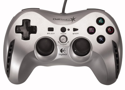 Test: Logitech Mediaboard og Chillstream controller - - Gamereactor