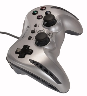 Test: Logitech Mediaboard og Chillstream controller - - Gamereactor