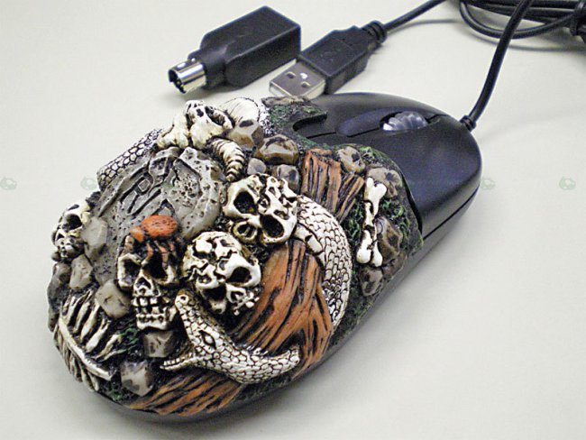 Goth-inspireret keyboard-mus sæt - - Gamereactor