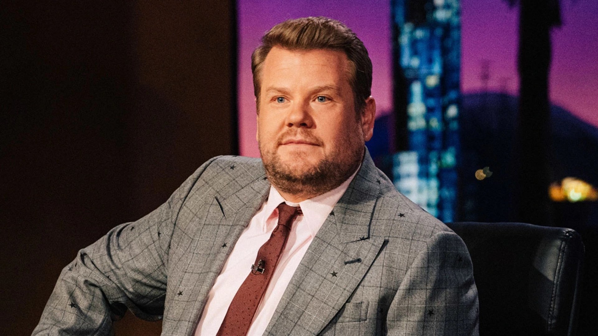 Activision hyrede James Corden til at holde et internt møde - - Gamereactor